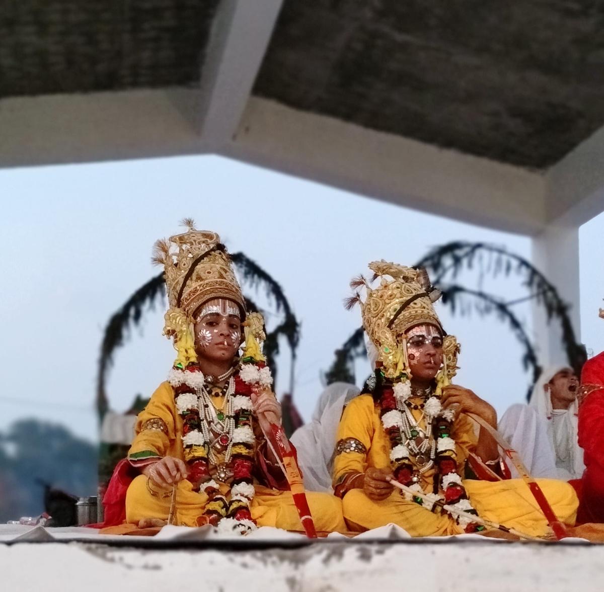 Slivers of action from the 200-year-old Ramnagar-ki-Ramlila in Varanasi - The Hindu